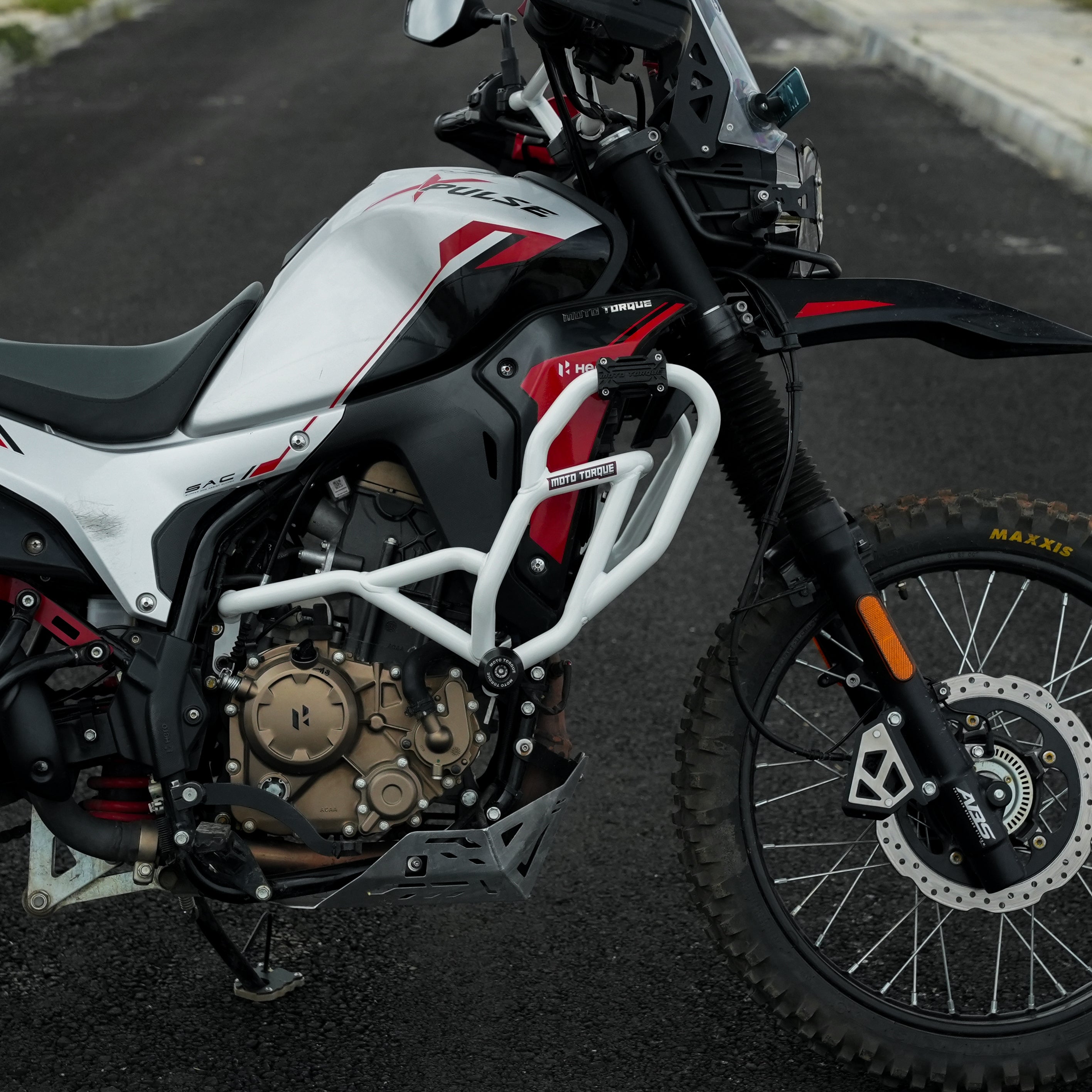 MAX PRO CRASH GUARD (WHITE) FOR XPULSE 210 – Moto Torque