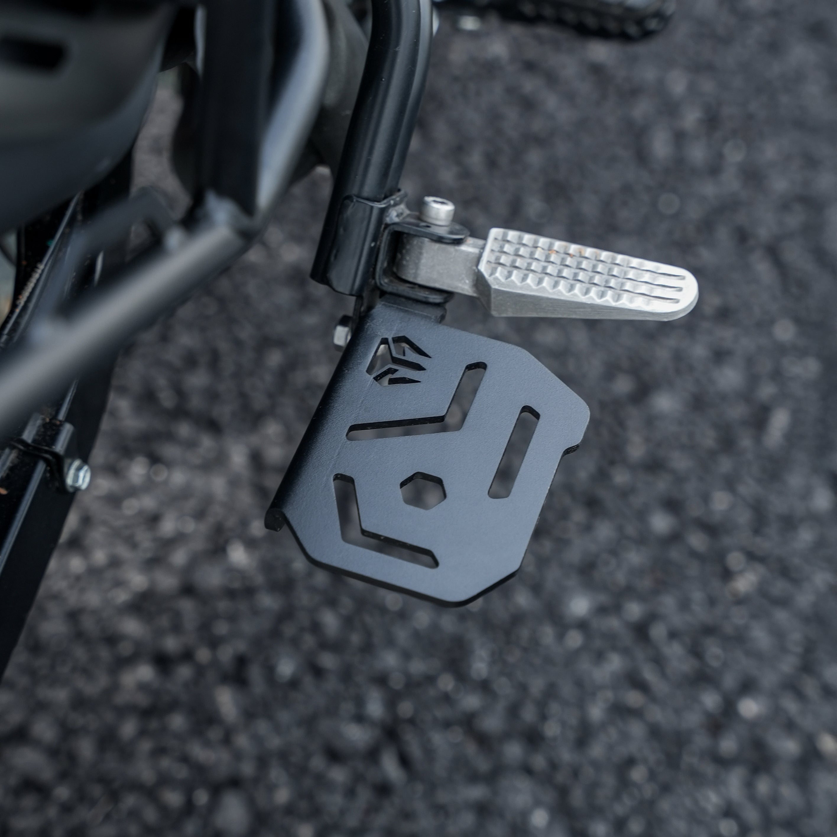 FOOT REST FOR XPULSE 210 – Moto Torque