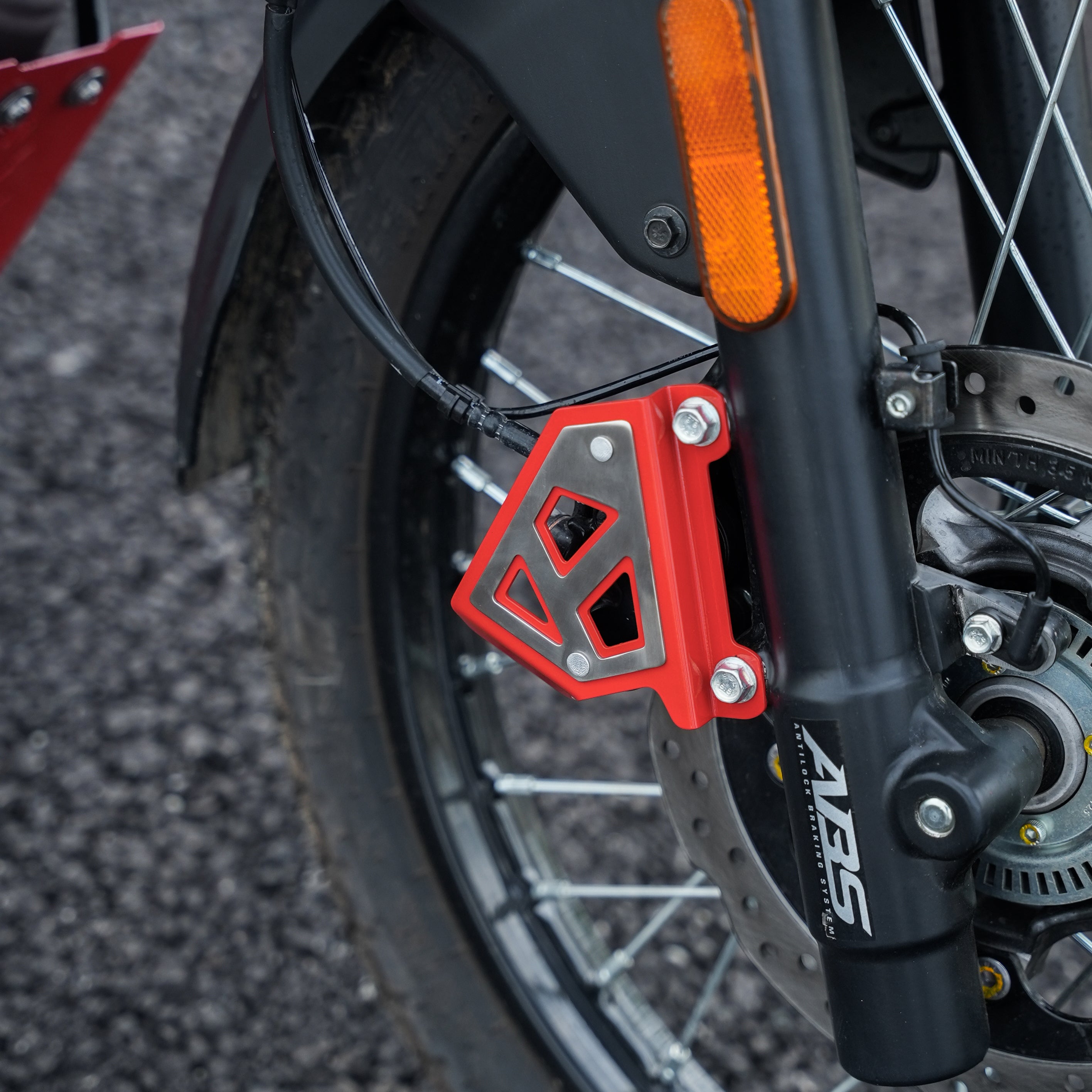 FRONT CALIPER GUARD RED FOR XPULSE 210 – Moto Torque